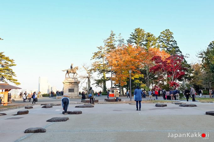 [รีวิว] เที่ยวเมืองเซนได (Sendai) ชมใบไม้เปลี่ยนสี ปราสาทเซนได Aoba Castle
