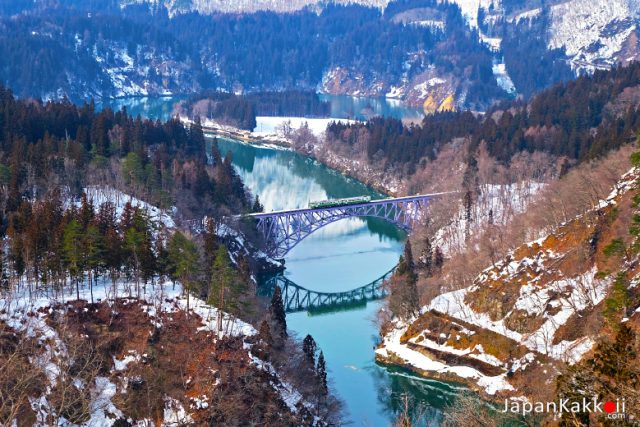 [รีวิว] จุดชมวิวรถไฟ Tadami Line ณ Tadami River First Bridge Viewpoint